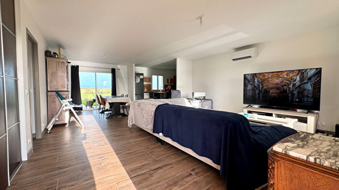 Maison à vendre - Lussant - 4 pièces - 3 chambres