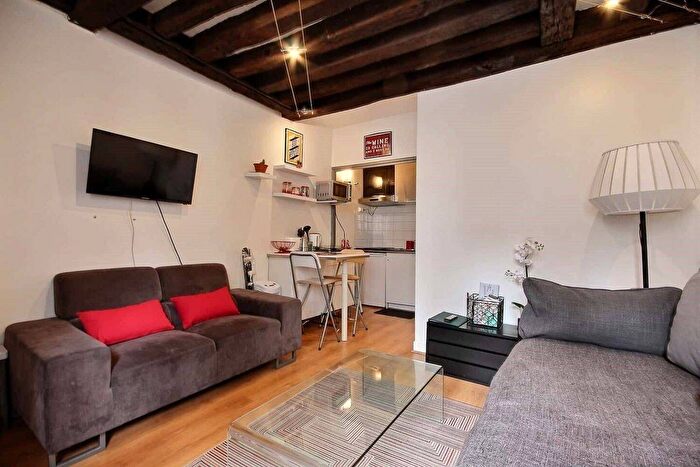 Appartement à louer - Saint Merri, Paris ème arrondissement - 1 pièce