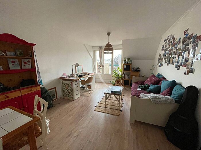 Appartement à louer - Chevry Centre, Gif-sur-Yvette - 2 pièces - 1 chambre