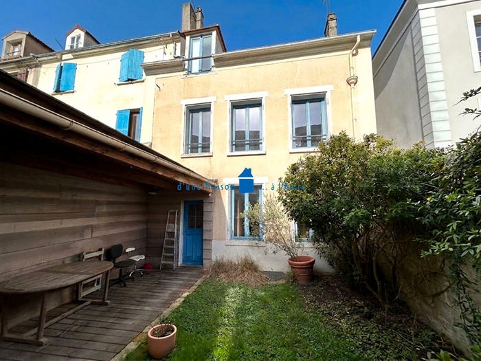 Maison 8 pièces à Carrières-sur-Seine, Centre historique, à vendre