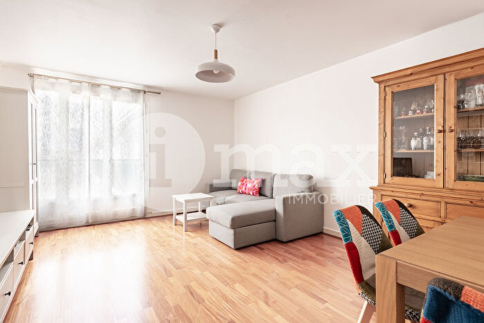 Appartement 4 pièces à vendre - Courbevoie, Marceau République