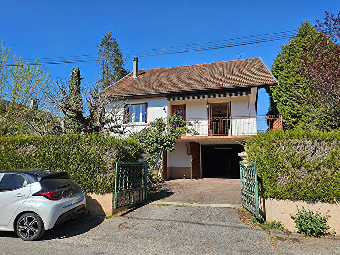 Maison à vendre - Le Pont-de-Beauvoisin - 4 pièces - 4 chambres