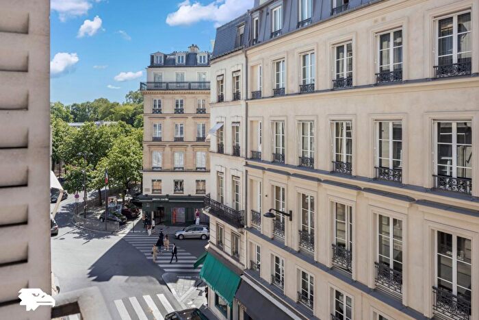 Paris 8ème, Elysée, Madeleine : Appartement 5 pièces à vendre