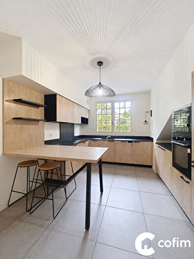 Pau, Le Hameau : Maison 7 pièces à louer