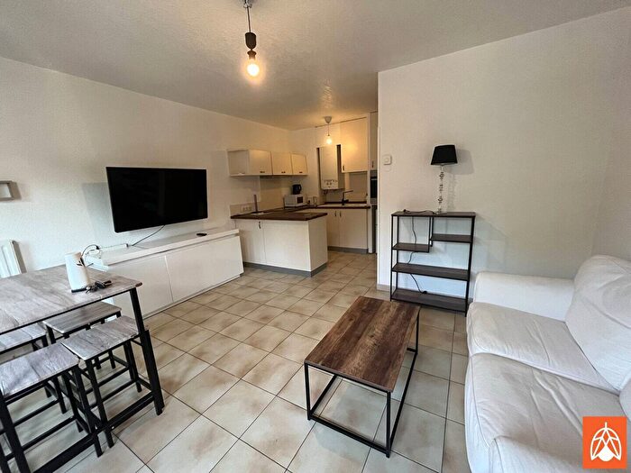 Appartement à louer - Centre Ville, Cavaillon - 2 pièces - 1 chambre