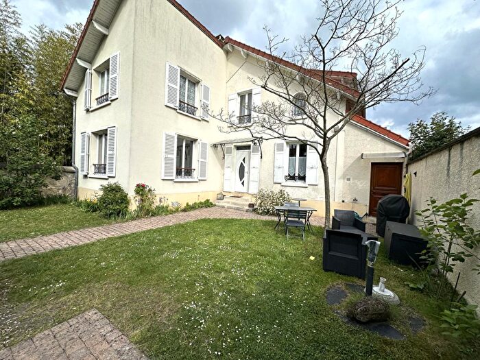 Maison 6 pièces à vendre - Nanterre, Centre-ville