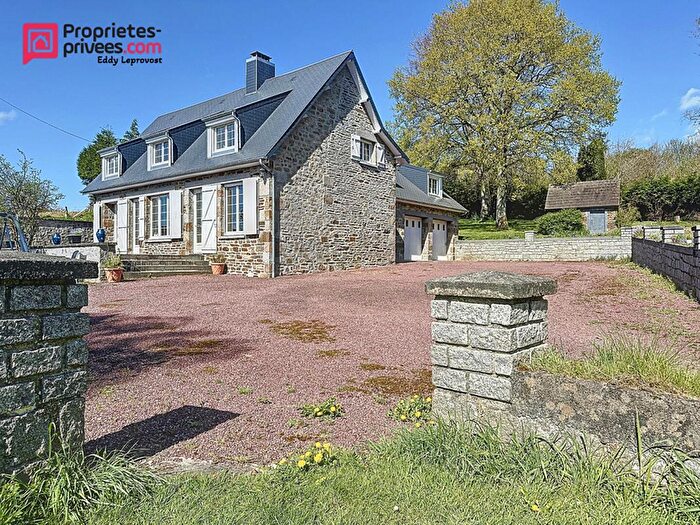 Maison à vendre - Perriers-en-Beauficel - 5 pièces - 4 chambres