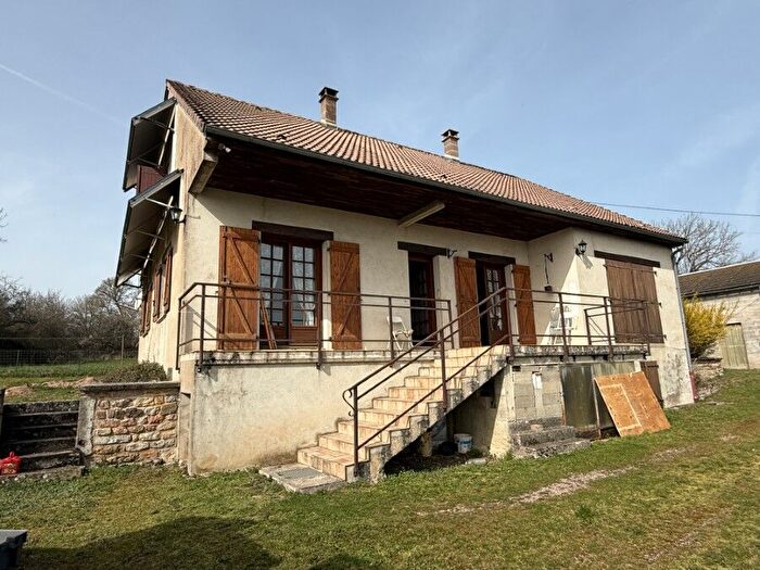 Maison à vendre - Liernais - 6 pièces - 4 chambres