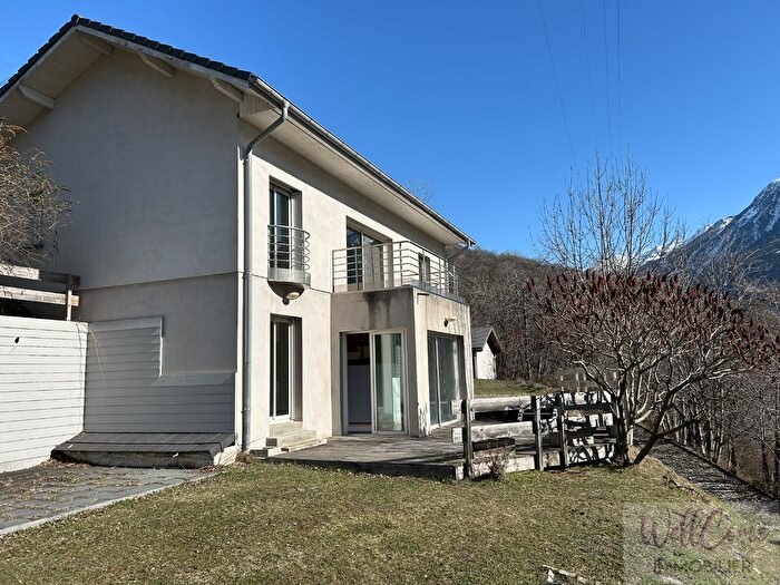 Maison à vendre - Saint-Michel-de-Maurienne - 4 pièces - 3 chambres