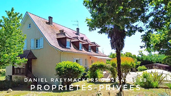 Maison 8 pièces à vendre - Beaupouyet