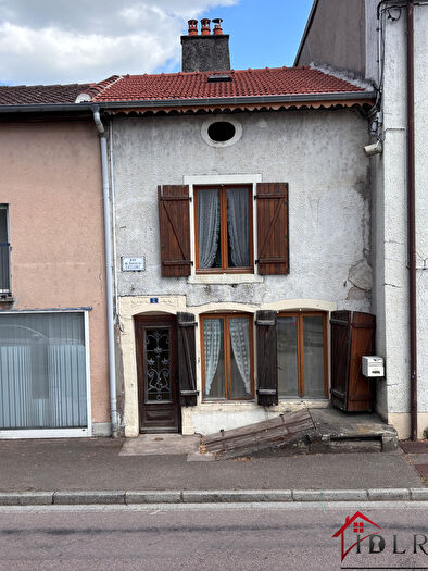 Monthureux-sur-Saône : Maison 4 pièces à vendre
