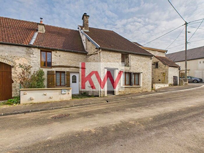 Maison à vendre - Grancey-sur-Ource - 4 pièces - 3 chambres