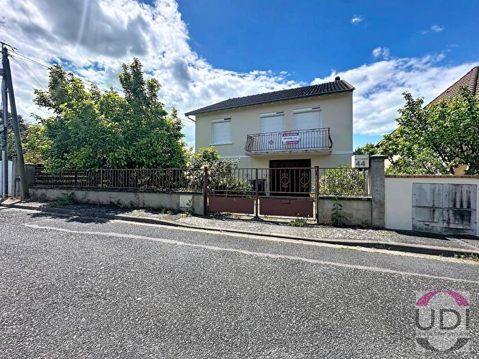 Montluçon, Rimard, Nerdre : Maison 5 pièces à vendre