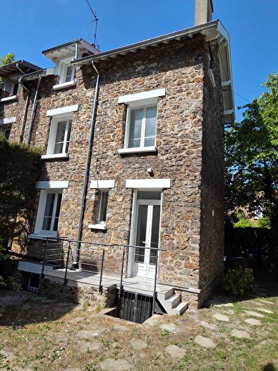 Maison 4 pièces à louer - La Ville Au Bois, Viroflay