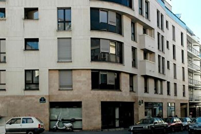 Appartement à louer - Paris e , République, Saint-Ambroise - 4 pièces - 3 chambres