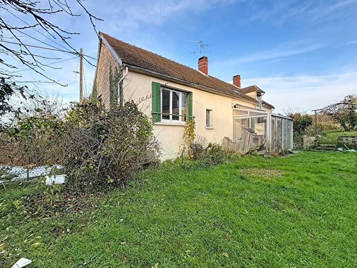 Maison à vendre - Chaumont-en-Vexin - 5 pièces - 4 chambres