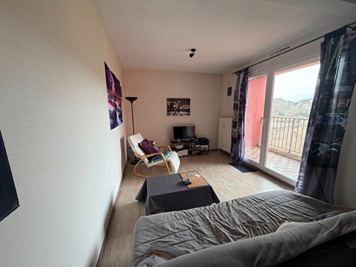 Appartement à vendre - Le Creusot, Nord Est - 3 pièces - 2 chambres