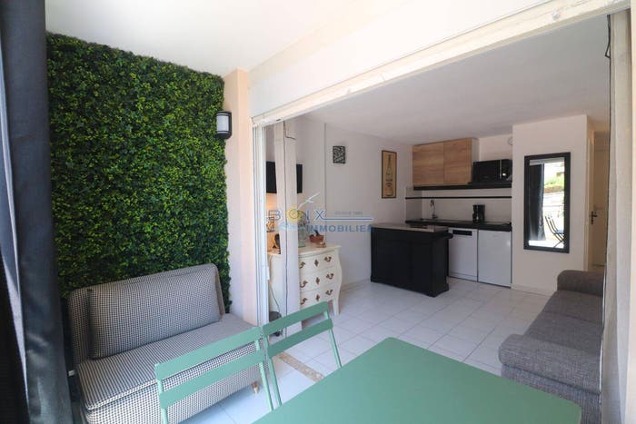 Appartement 1 pièce à louer - La Corniche, Sète