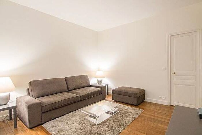 Appartement à louer - Auteuil Sud, Paris ème arrondissement - 2 pièces - 1 chambre