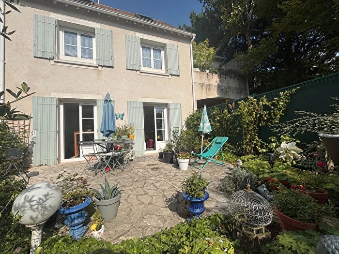 Appartement à vendre - Chartrettes - 4 pièces - 2 chambres