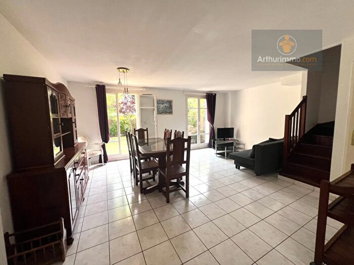 Maurepas, La Marnière : Maison 7 pièces à vendre