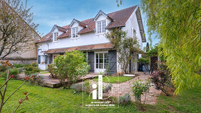 Maison à vendre - Thomery - 8 pièces - 5 chambres