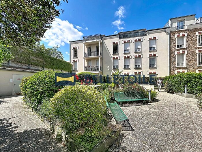 Appartement 4 pièces à vendre à Maisons-Alfort, Charentonneau
