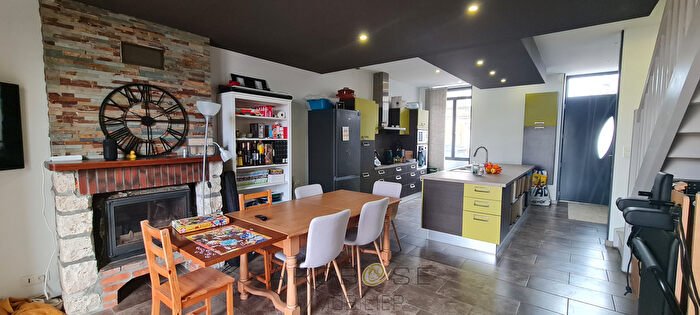 Maison à vendre - Gontaud-de-Nogaret - 4 pièces - 3 chambres