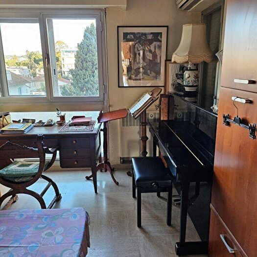 Appartement 1 pièce à Croix des Gardes, Cannes, à louer