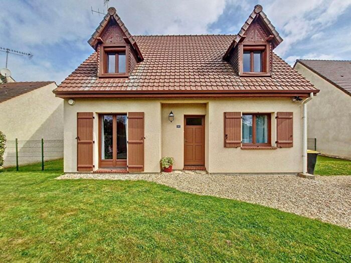 Maison à vendre - Étrépagny - 5 pièces - 4 chambres