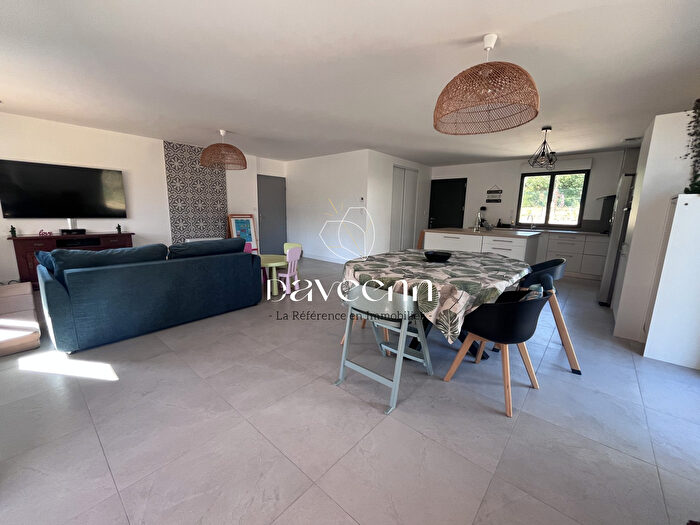 Maison 4 pièces à Pluvigner, à vendre