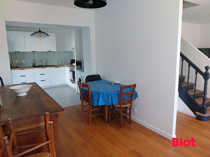 Maison à vendre - Pleurtuit - 5 pièces - 4 chambres