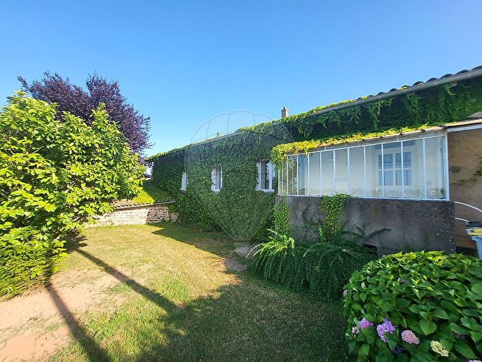 Maison 3 pièces à louer à Blacé