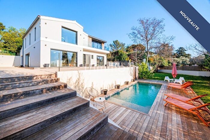 Maison à vendre - Allauch, Pié dAutry - 5 pièces - 4 chambres