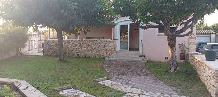 Maison à vendre - Jonquières-Saint-Vincent - 4 pièces - 3 chambres