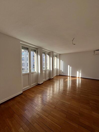 Appartement à louer - Elsau Centre, Strasbourg - 3 pièces - 2 chambres