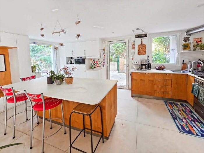 Maison à vendre - Biot - 4 pièces - 2 chambres