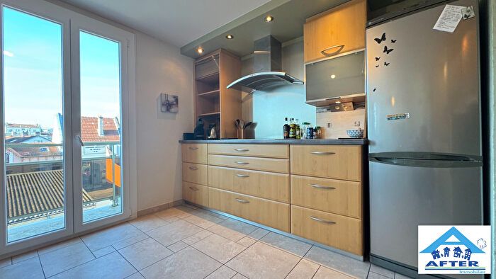 Appartement à vendre - Jarville-la-Malgrange - 4 pièces - 2 chambres