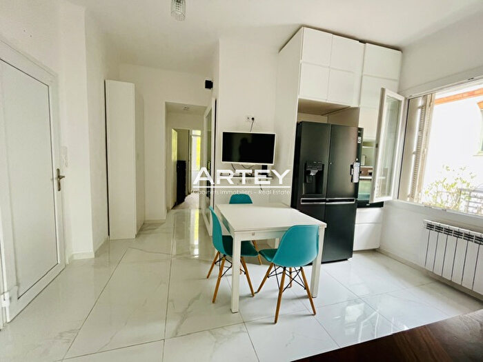 Hyères, Centre-ville : Appartement 2 pièces à louer
