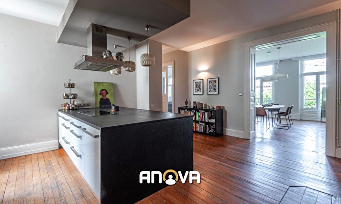 Appartement à vendre - Strasbourg, Forêt Noire - 6 pièces - 4 chambres