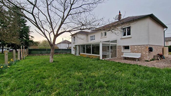 Maison à vendre - Fleury-les-Aubrais, Centre-ville, Lamballe - 6 pièces - 5 chambres