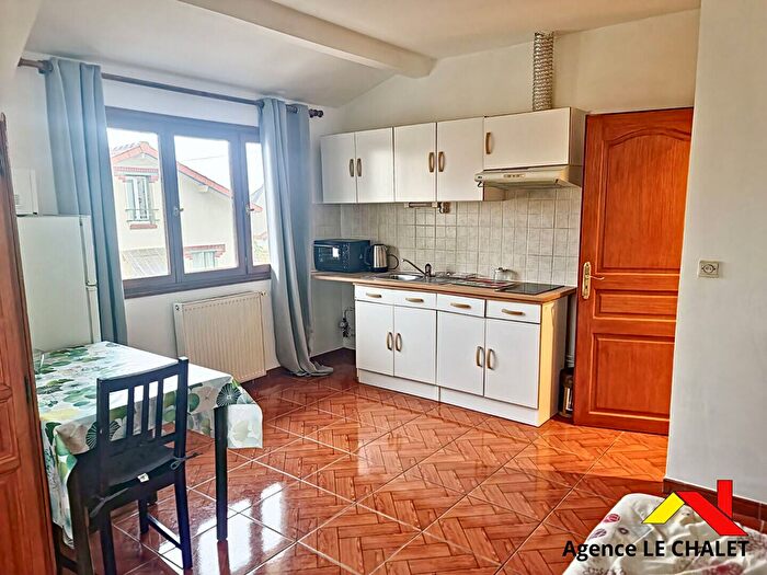 Appartement à louer - Pierre Au Pretre, Orly - 2 pièces - 1 chambre