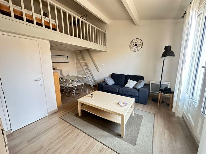 Centre Ville, Aix-en-Provence - Appartement 1 pièce à louer