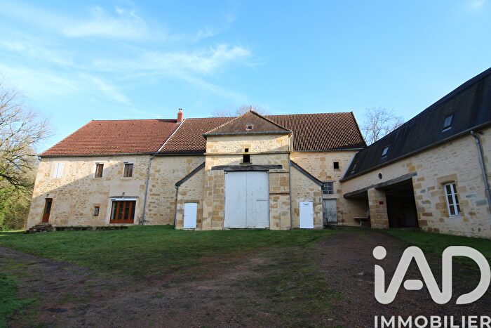 Maison à vendre - Saint-Sulpice - 16 pièces - 4 chambres