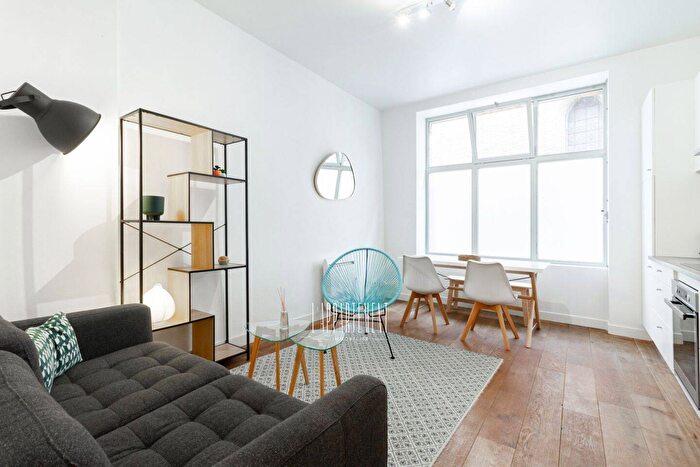 Appartement à louer - Toulouse - 2 pièces - 1 chambre