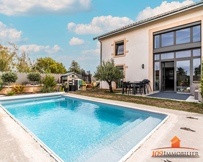 Lachassagne : Maison 6 pièces à vendre