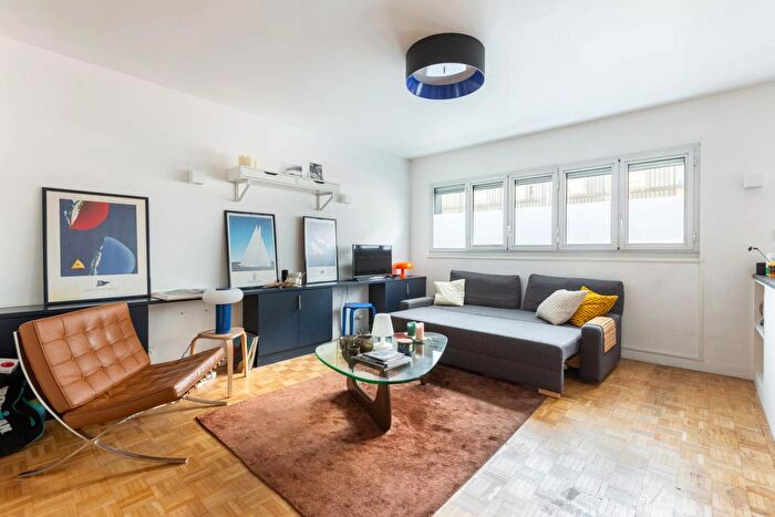 Appartement 1 pièce à vendre - Paris 15ème, Violet, Commerce
