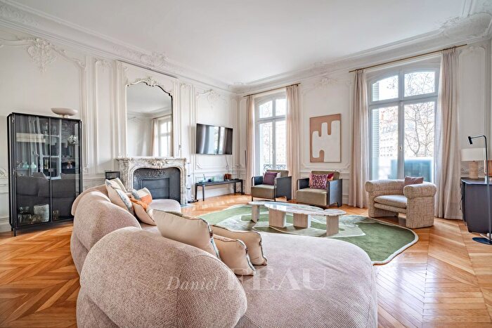 Appartement à vendre - Neuilly-sur-Seine, Charles Laffitte - 6 pièces - 4 chambres