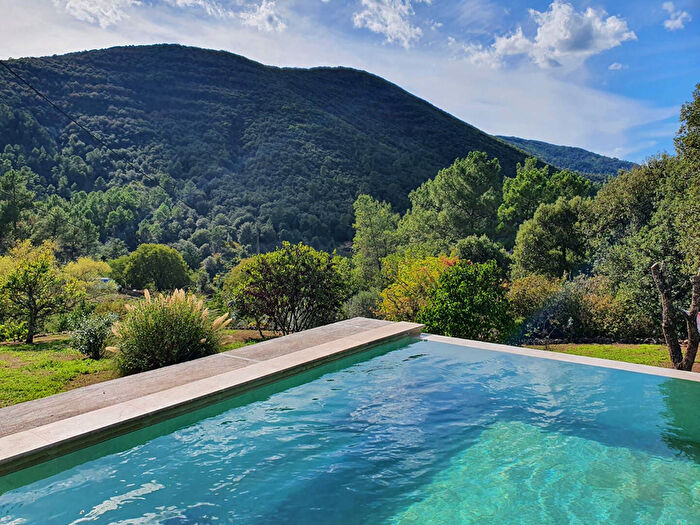 Maison à vendre - Alès, Bruèges, Croupillac, Clavières, Chantilly - 14 pièces - 7 chambres