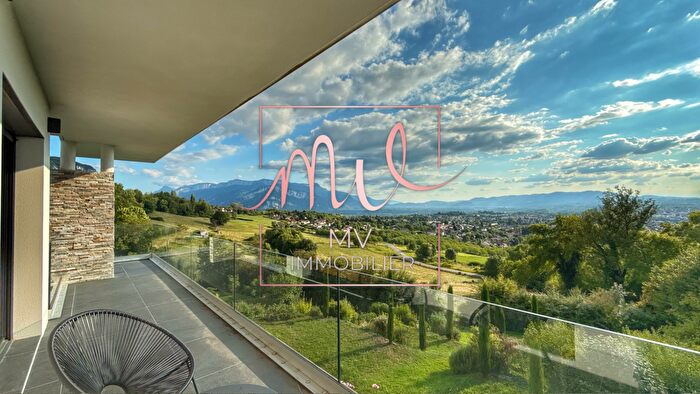 Maison à vendre - Coublevie - 7 pièces - 5 chambres